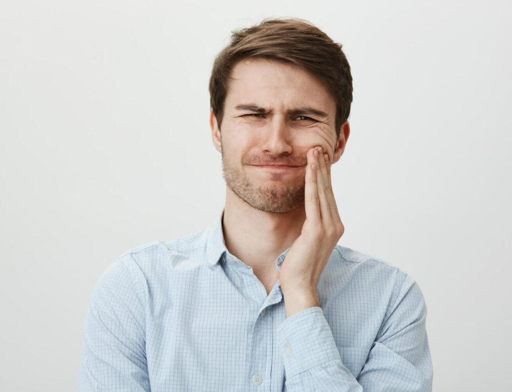 ¿Qué es la inflamación Mandibular debajo del Oído?